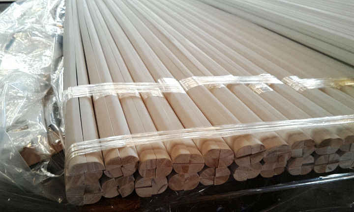 White Primed FJ Wooden Decorative Quarter Round Moulding