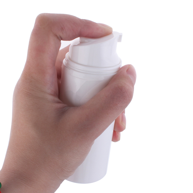 Elegant Airless Pump Bottles - Premium Cosmetic Packaging