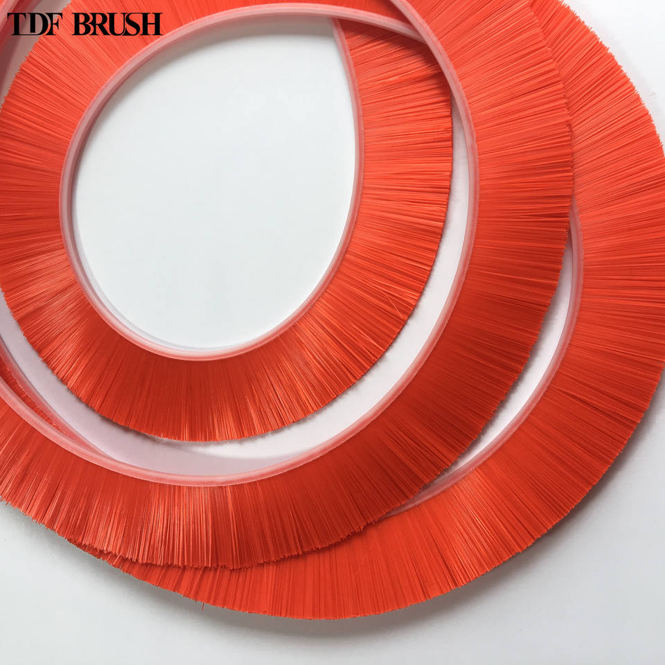TDF Flexible Channel Strip Brush with Aluminum Holder