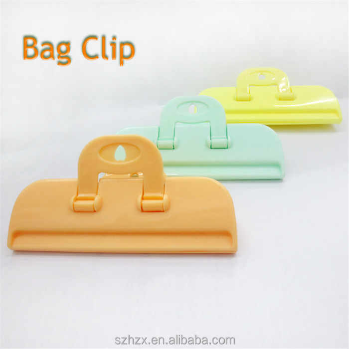 Plastic Clips Locking
