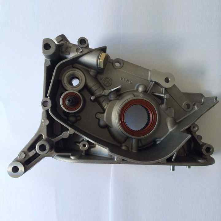 engine spare parts for Mitsubishi L200 4D56 oil pump MD181579 MD303736 ...