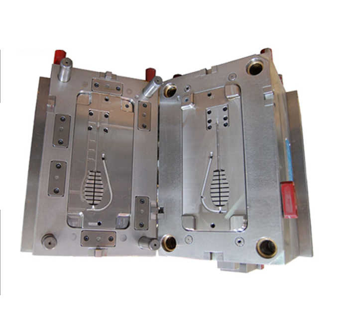 96 Cavity Plastic Pet Preform Injection Mold with Hot Runner