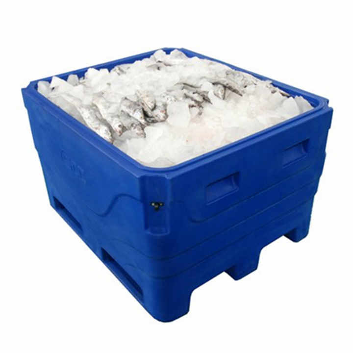 Insulated Tubs for Fish - 1000L Capacity by Rotomolding