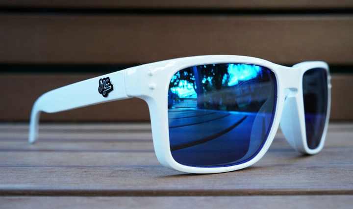 Customized Metal Transparent Sticker for Sunglasses
