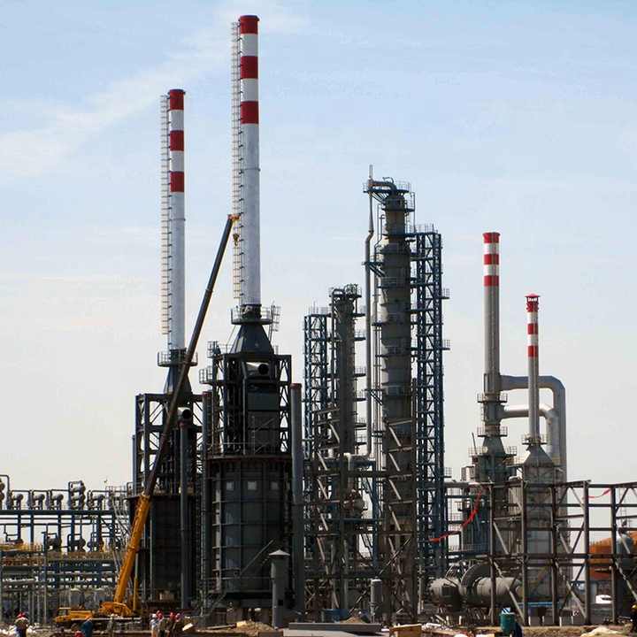 Competitive Price Industrial Refinery Tray Distillation Column in China