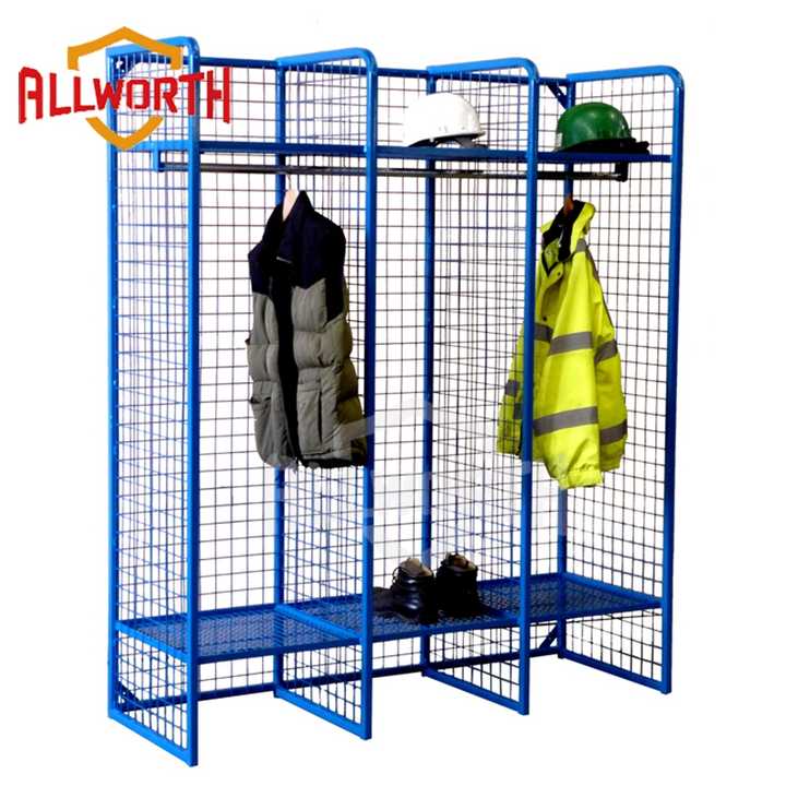 Red Fireman Storage Gear Rack with Heavy Hanger Cintres Lourds