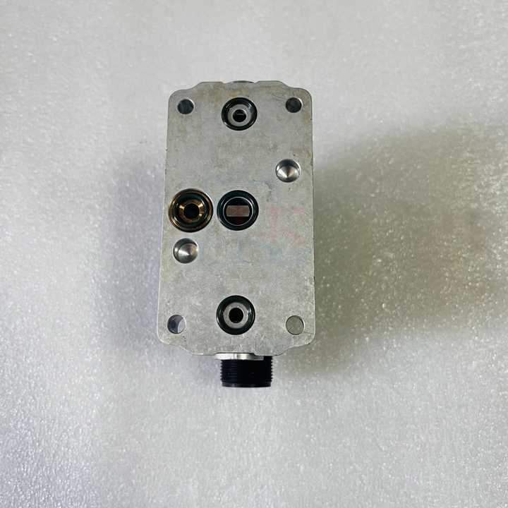 HS Original High Quality MCV116G4201 Hydraulic Control Valve for ...