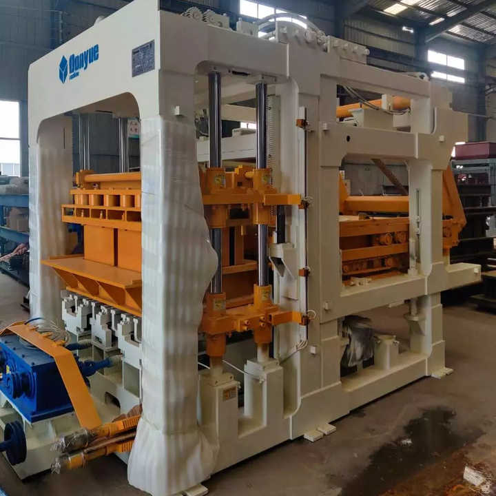 QT18-15 Cement Brick Block Making Machine - High Profit