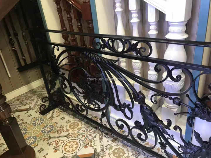 Modern Hand Grill in Steel Bronze Copper for Stair Railings