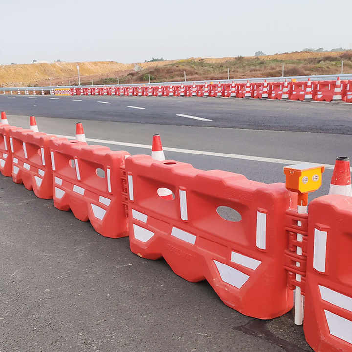 Wholesale Price Plastic Road Traffic Water Barrier HDPE