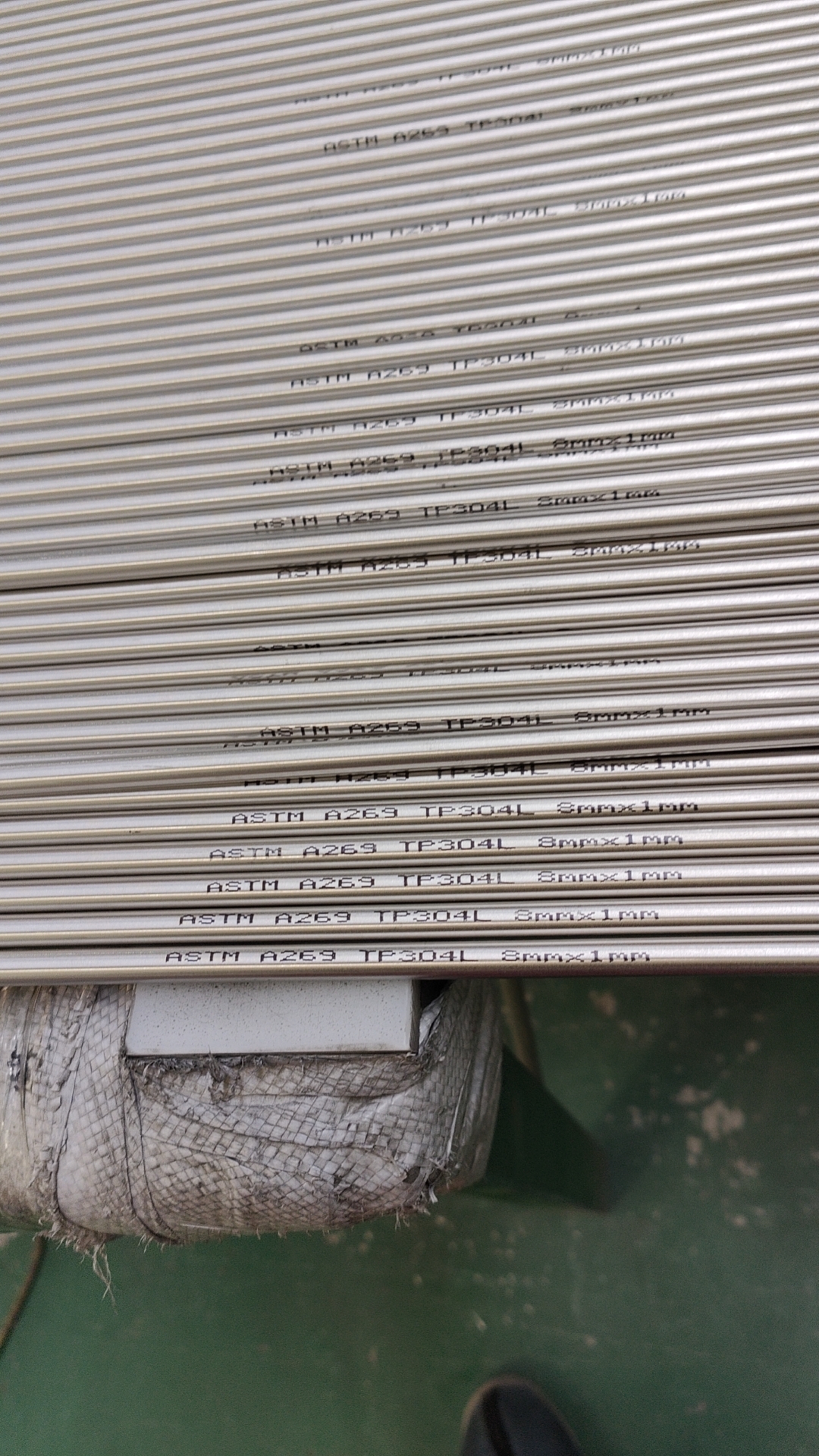 Small Diameter Stainless Steel Tubing - Precision & Durability
