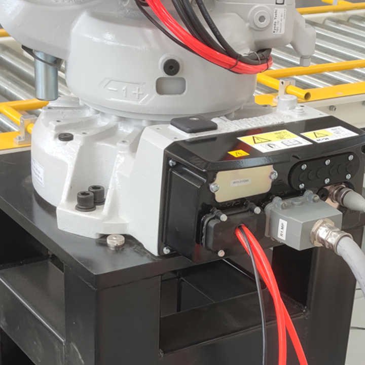 Robot Palletizer for Cartons Palletizing Robotic Palletizing System ABB ...