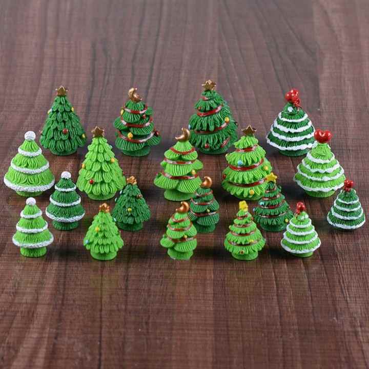 5Pcs Random Style Christmas Tree Miniature Figurine Mini Christmas ...