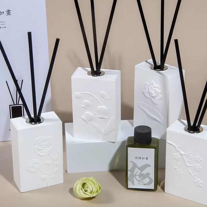Embossed Gypsum Plaster Reed Diffuser White Textured Ceramic Bottles ...