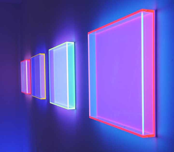Transparent Acrylic Sheet for Fluorescent and LED Signs