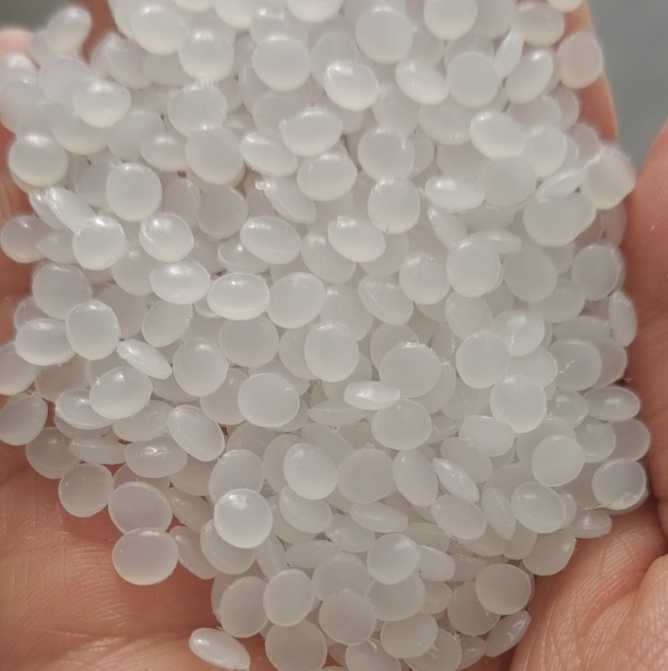 Linear Low-Density Polyethylene LLDPE Resin Plastic Raw Material LLDPE ...