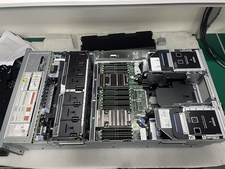 PowerEdge R960 Rack Server with 2.5\" Chassis 2* Intel Xeon Platinum ...