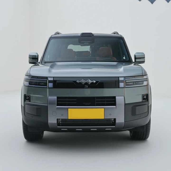 2026 BYD Leopard Bao 7 PHEV SUV - Efficient Hybrid Vehicle