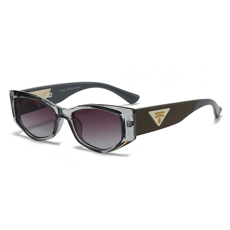 Stylish and Durable fashion cat eye glasses for Business Buyers Worldwide