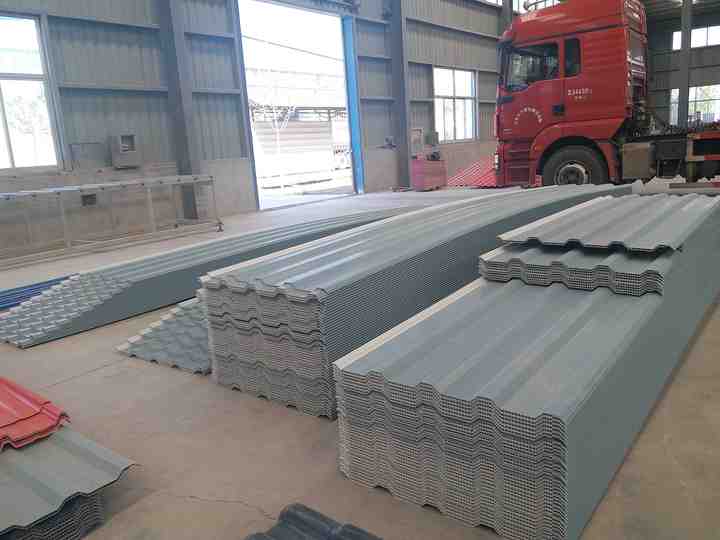 PVC Hollow Roof Sheet:Waterproof, Fireproof, Impact-Resistant with ...