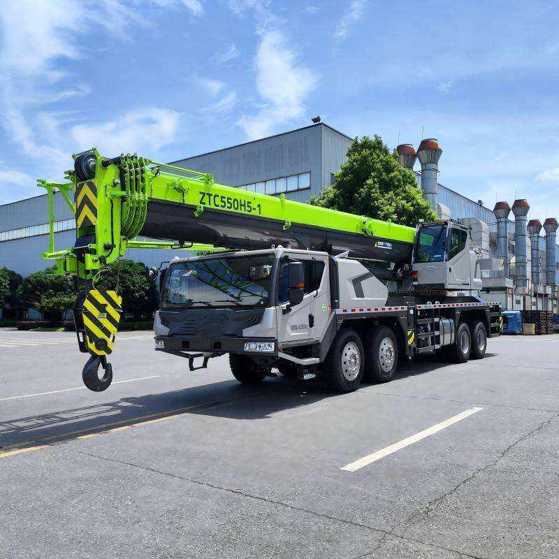 Heavy Construction 55Ton Hydraulic Truck Crane ZTC550H562 1 5 Section U ...