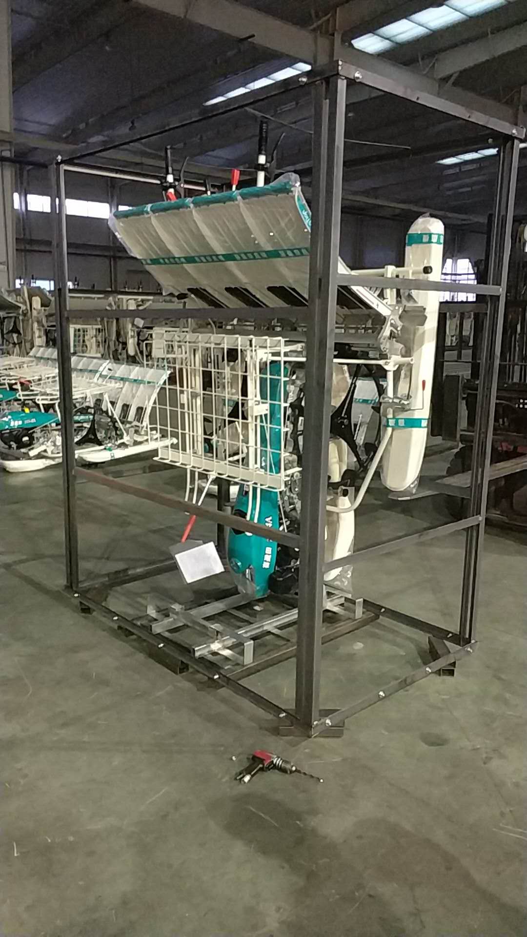 Single Row Rice Transplanter - High Efficiency, 1-Year Warranty