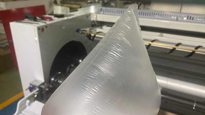 6 Lines Automatic Polythene Plastic Bag on Roll Machine