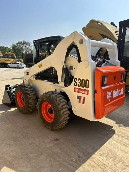 Used Bobcat Mini Skid Steer Loader S300 Front Loader Used Small Bobcat ...