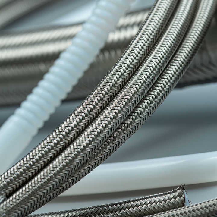 High Quality PTFE Steel Wire Shelve 25mm Ptfe Tubing With Competitive ...