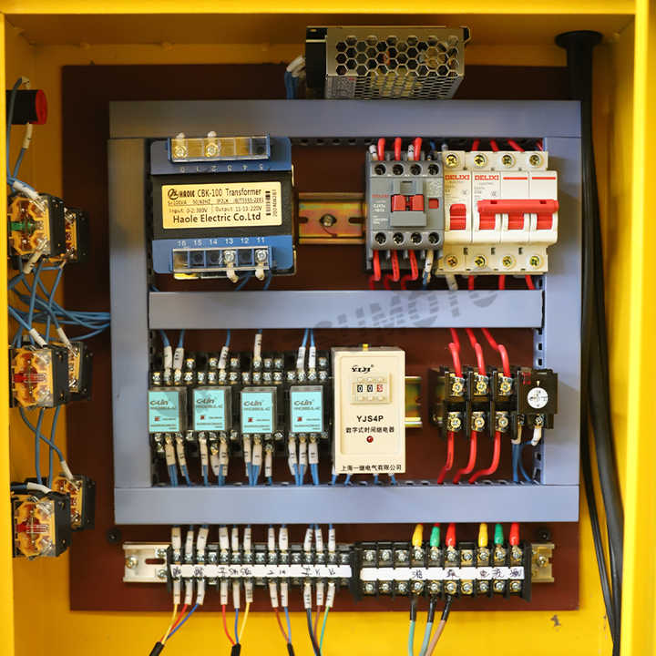 High Precision Single Column Hydraulic Press Machine YQ41-100T