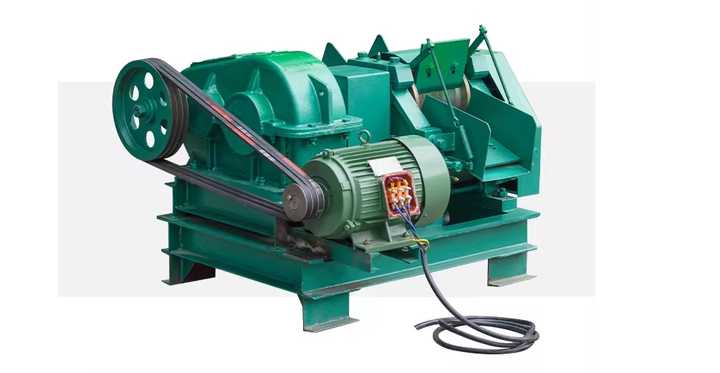 Big Heavy Duty Sugarcane Crusher - Efficient & Easy to Operate
