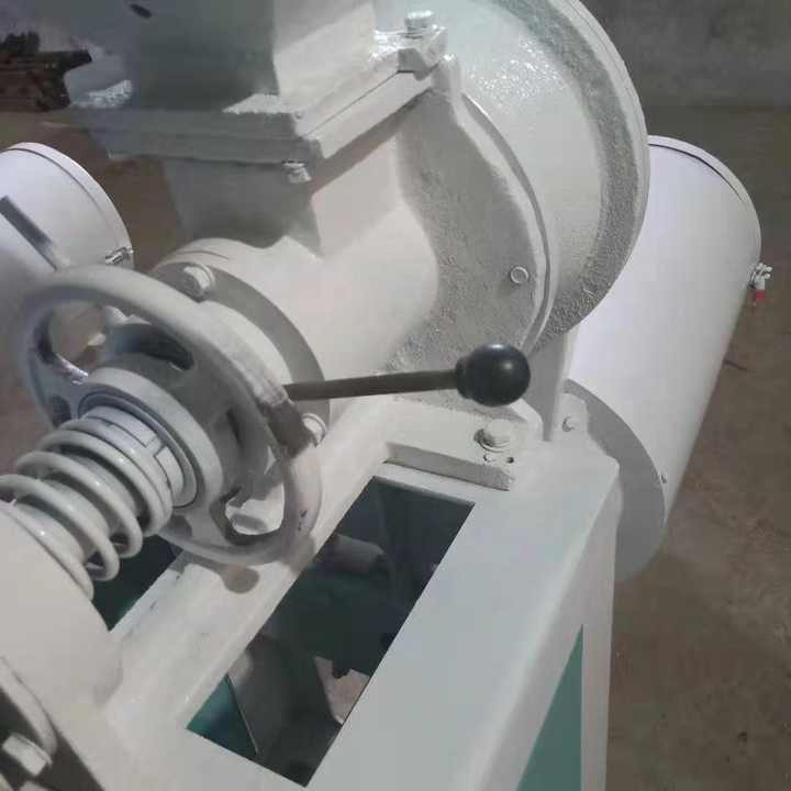 Multifunctional Maize Corn Huller Degerminator Grits & Flour Machine
