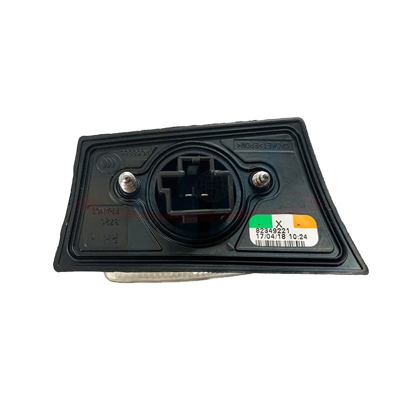 EURO Truck Position Lamp Signal Lamp OE 82348508 82349220 82349221 ...