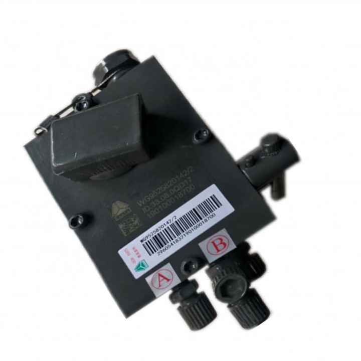 Original SINOTRUK HOWO E7G HOHAN Cabin Pump WG9525820142| Alibaba.com