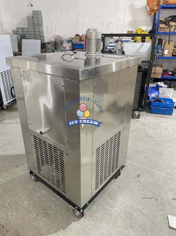 For New Ice Cream & Fruit Popsicle Machine Holds 2 Ice Molds Easy to ...