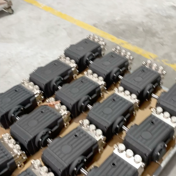 High Pressure Plunger Pump 250bar 15l/m - Inter Pump WS201