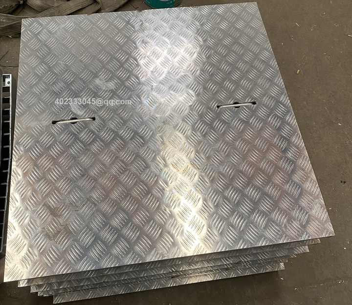 Aluminum Checker Plate Manhole Cover Trench Cover with Handle