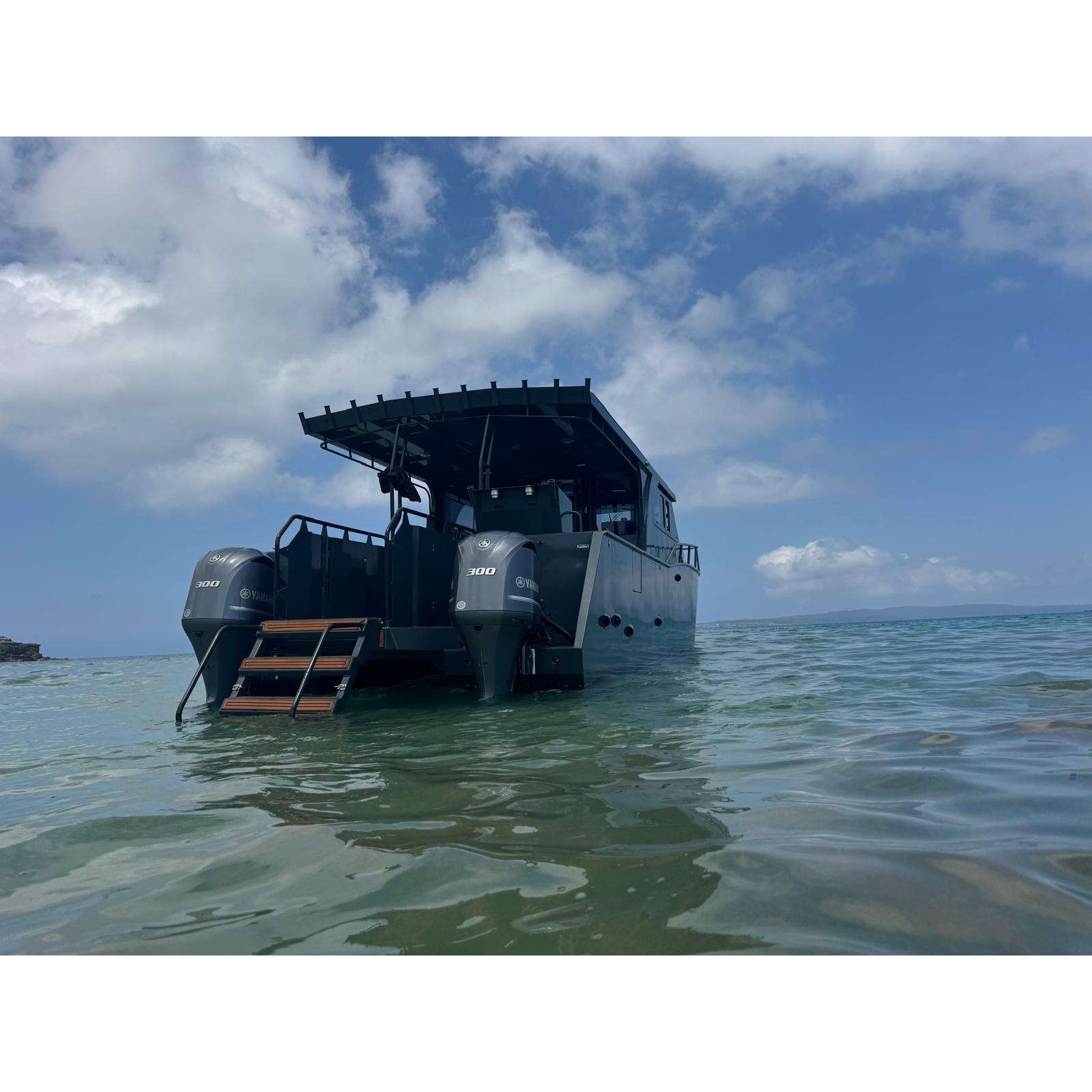 10 Meters Aluminium Fishing Boats - Durable & Customizable