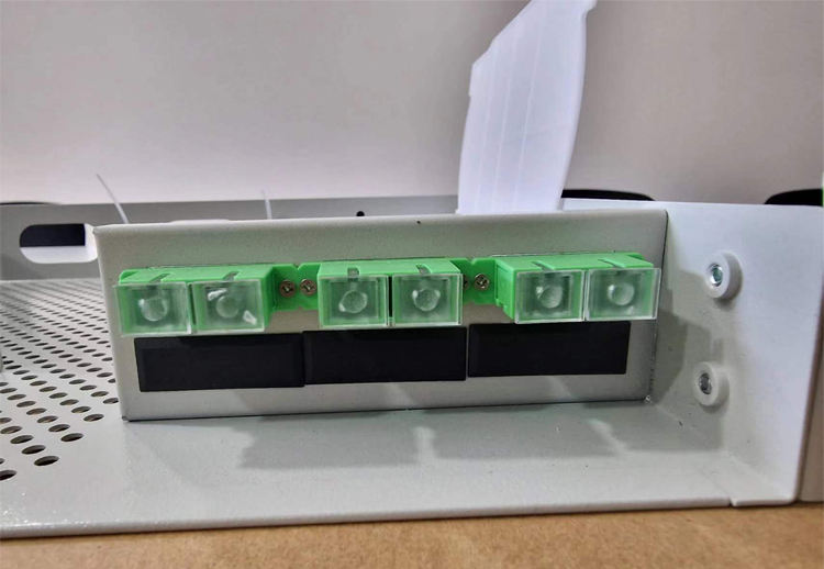 Plateau Modem 6 Empruntes SC APC Duplex 6 Pigtails G657A2