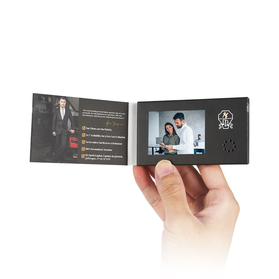 Custom Advertising 2.4 Inch LCD Video Player Greeting Brochure