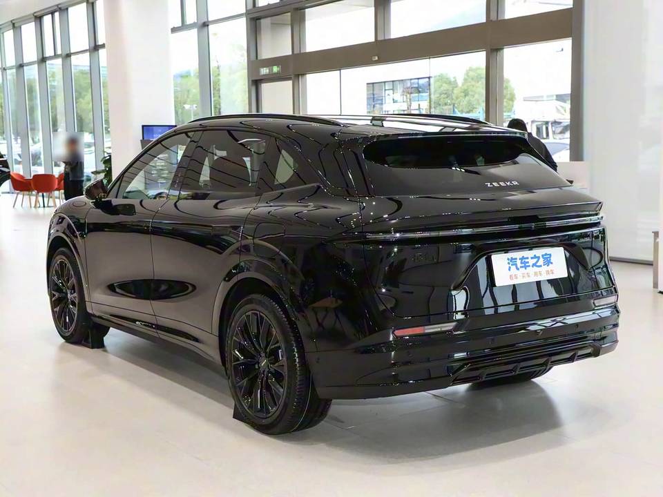 Zeeker Car 7X Edition 2026 Model Black color five Seater New Energy ...