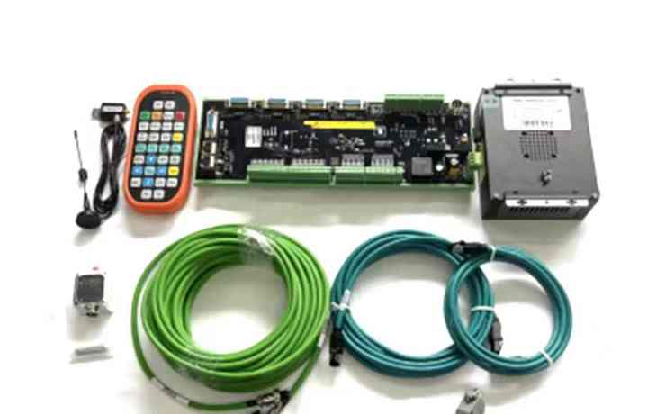 Cheap Price Raytools XC3000S Fiber Laser Cutting Control System