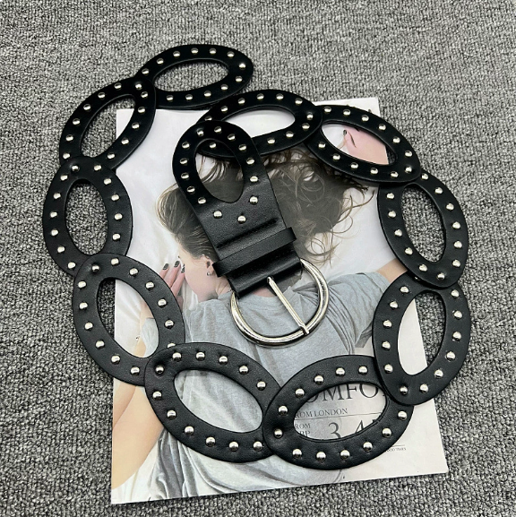 Black Bold Studded Oval-Link Belt with Alloy Buckle Edgy Punk-Inspired ...