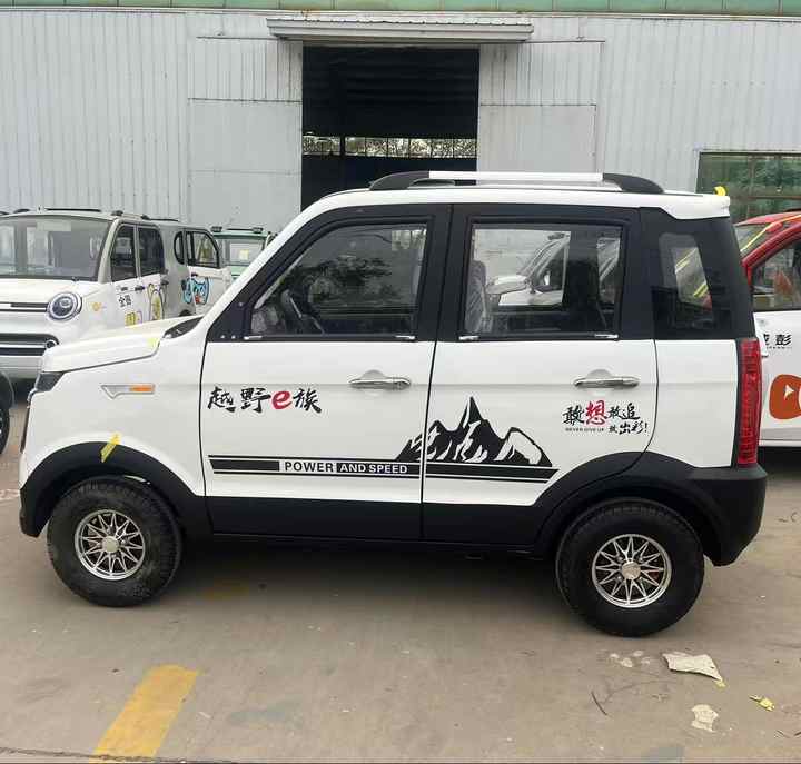 Mini EV Battery off Road Electric Car with 100KM-200KM Range