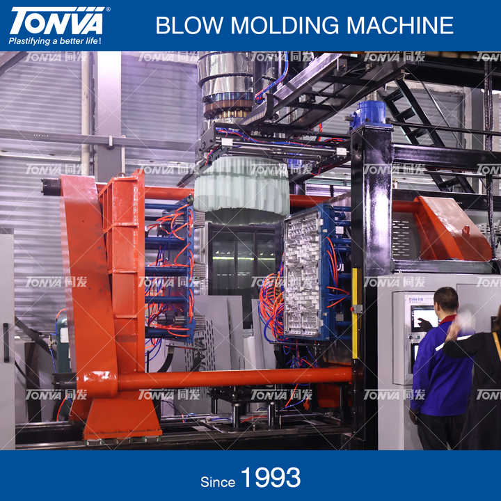 Blow Molding Nine Feet HDPE Plastic Pallets Accumulator Blow Molding Machine| Alibaba.com