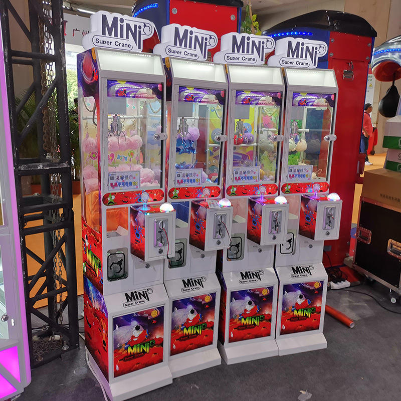 Small Mini Candy Claw Crane Vending Game Machine Kids Toy Mini Dollar ...