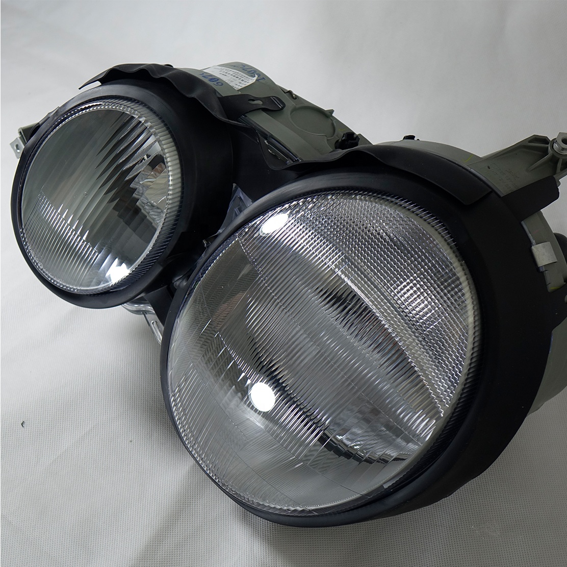 Mercedes W210 Headlight - Durable & Brighter Lighting