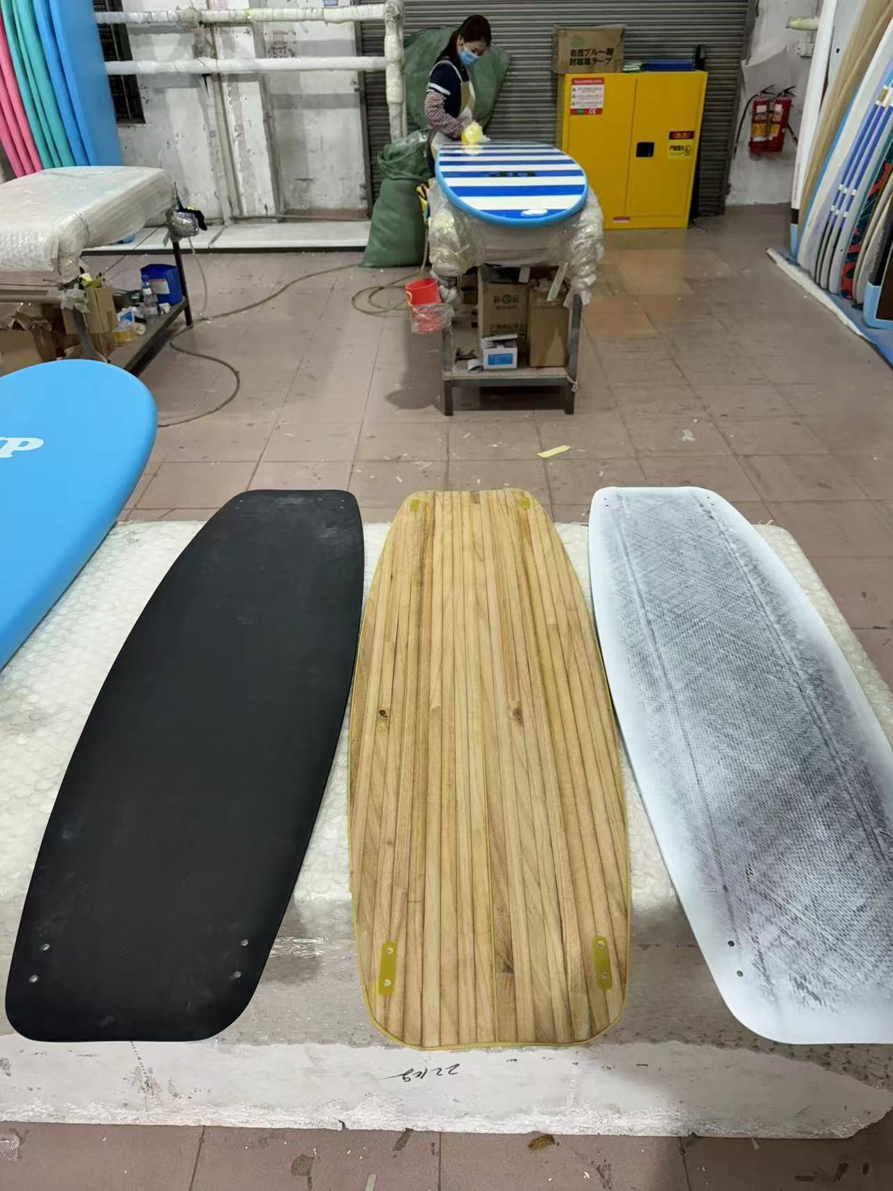 Catch the Wave: Premium surfboard with kite Gear for Business Buyers