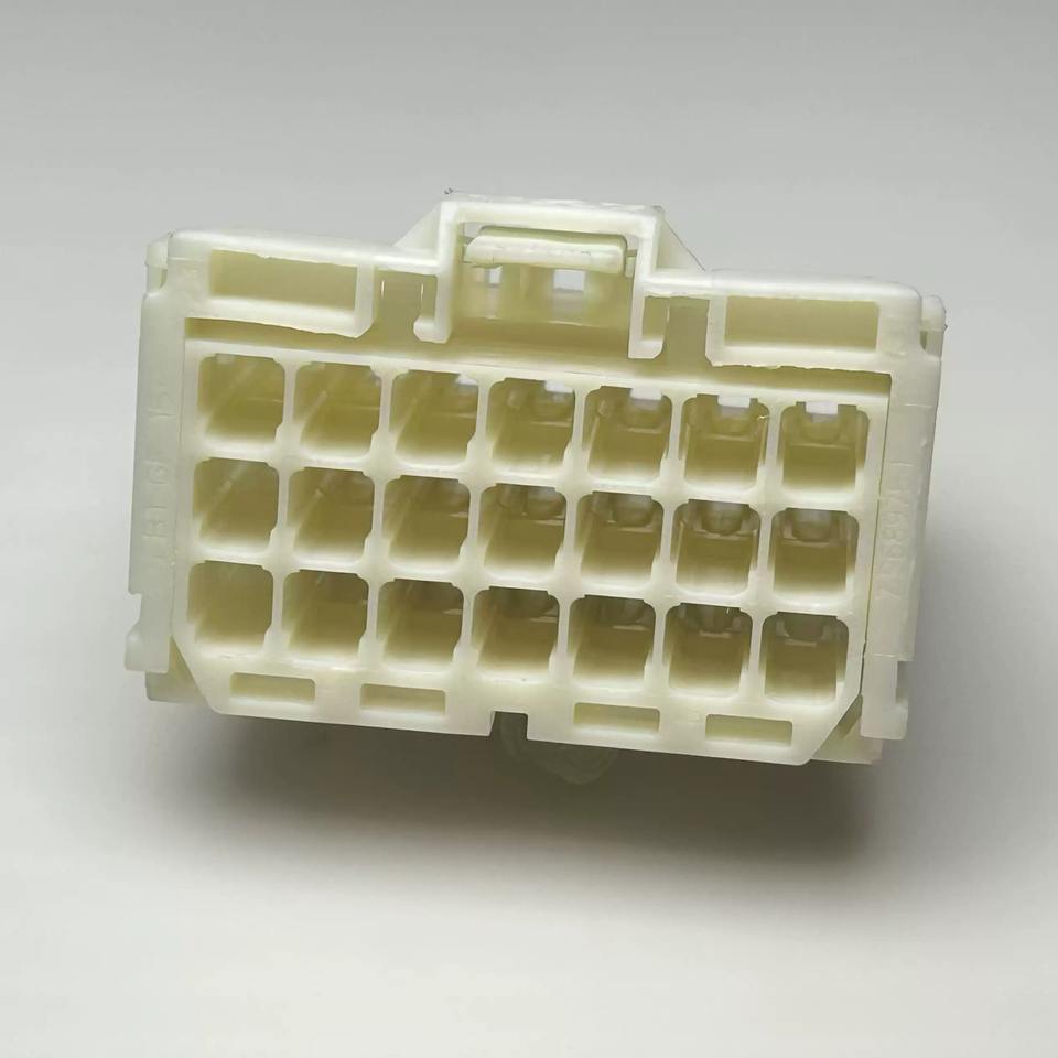7-968975-1 21-Pin Amplifier Pa66-gf35 Female Nylon White Car Connector ...