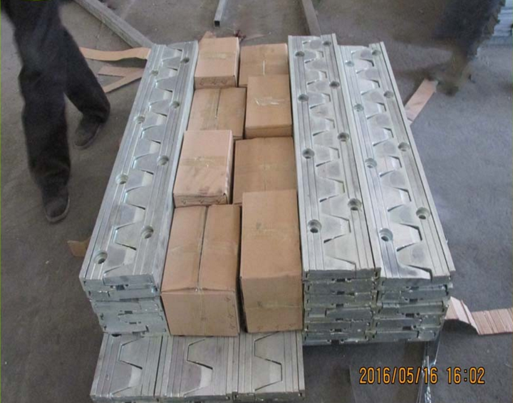 Sliding Steel Plate Finger Expansion Joints for Bridges and Highway ...